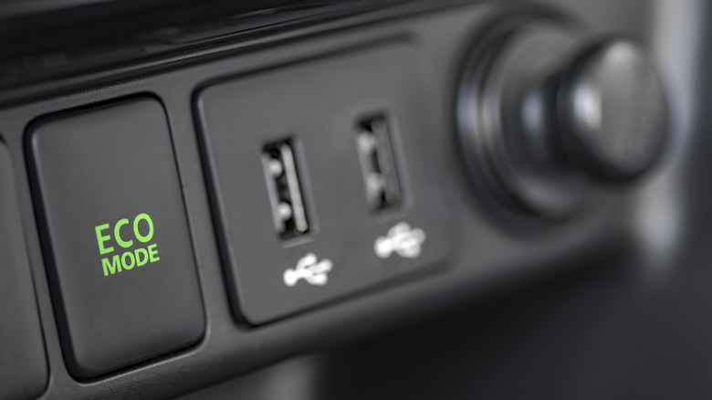 Don't Plug These Gadgets Into Your Car's USB Port