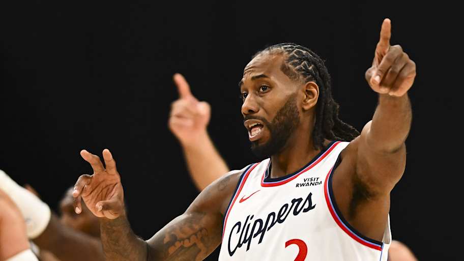Kawhi Leonard Gives Glowing Praise to New Clippers Teammate