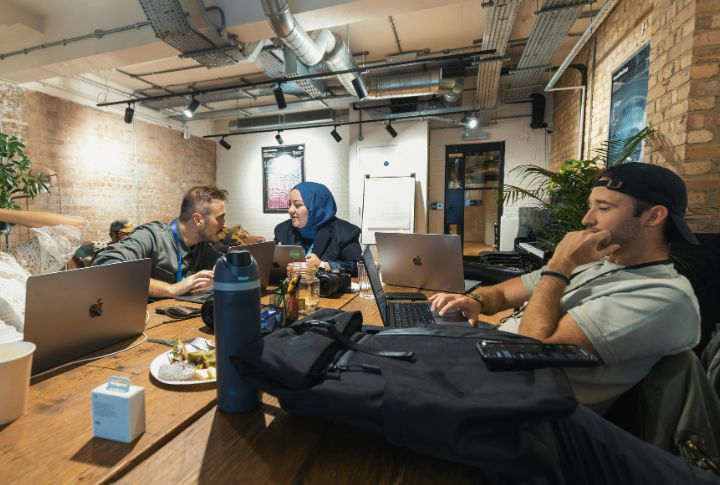 Miserable Employees Don't Always Complain, But They Do These 20 Things ...