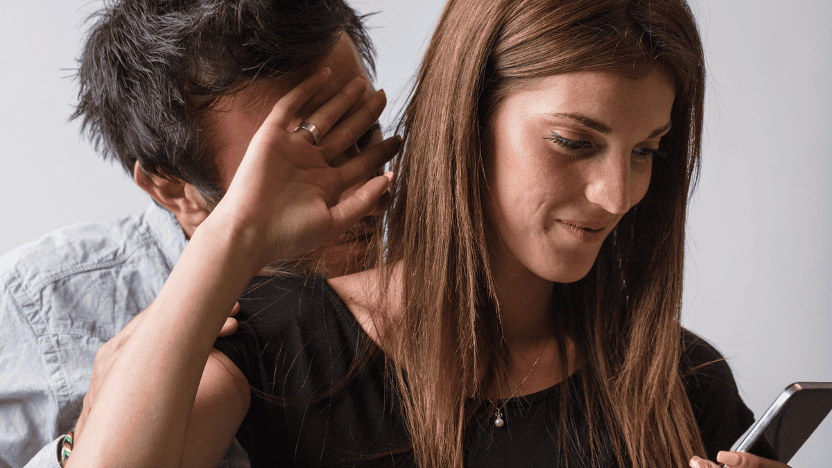 How to Set Boundaries Without Pushing Your Partner Away