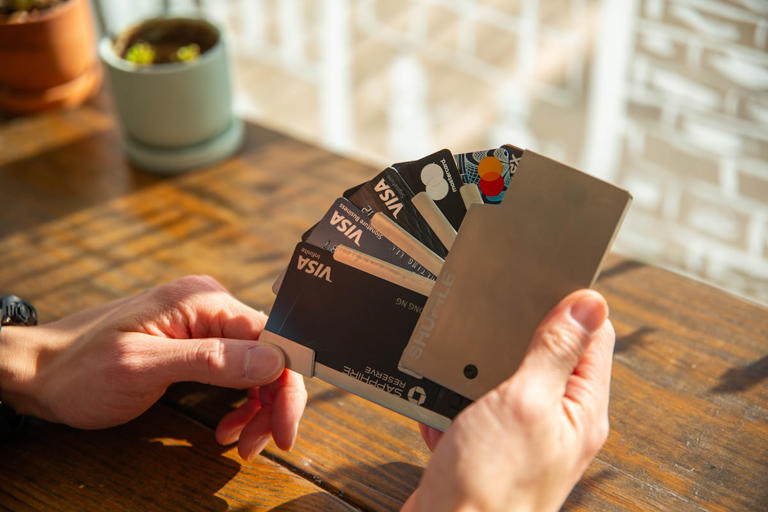 What's the Best Way to Pay Off Multiple Credit Cards: Snowball vs ...