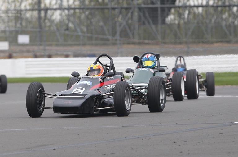 Morris majors in Formula Ford classics as titles decided