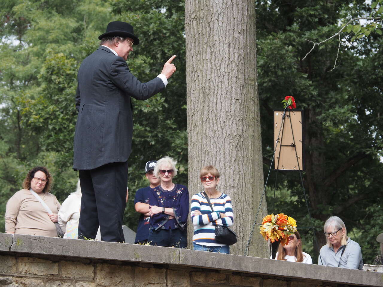 Vintage Voices brings Alton Cemetery history alive