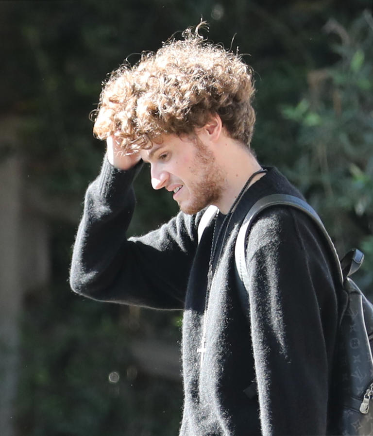 Diane Keaton’s son Duke, 25, subtly honors late mom in first sighting ...