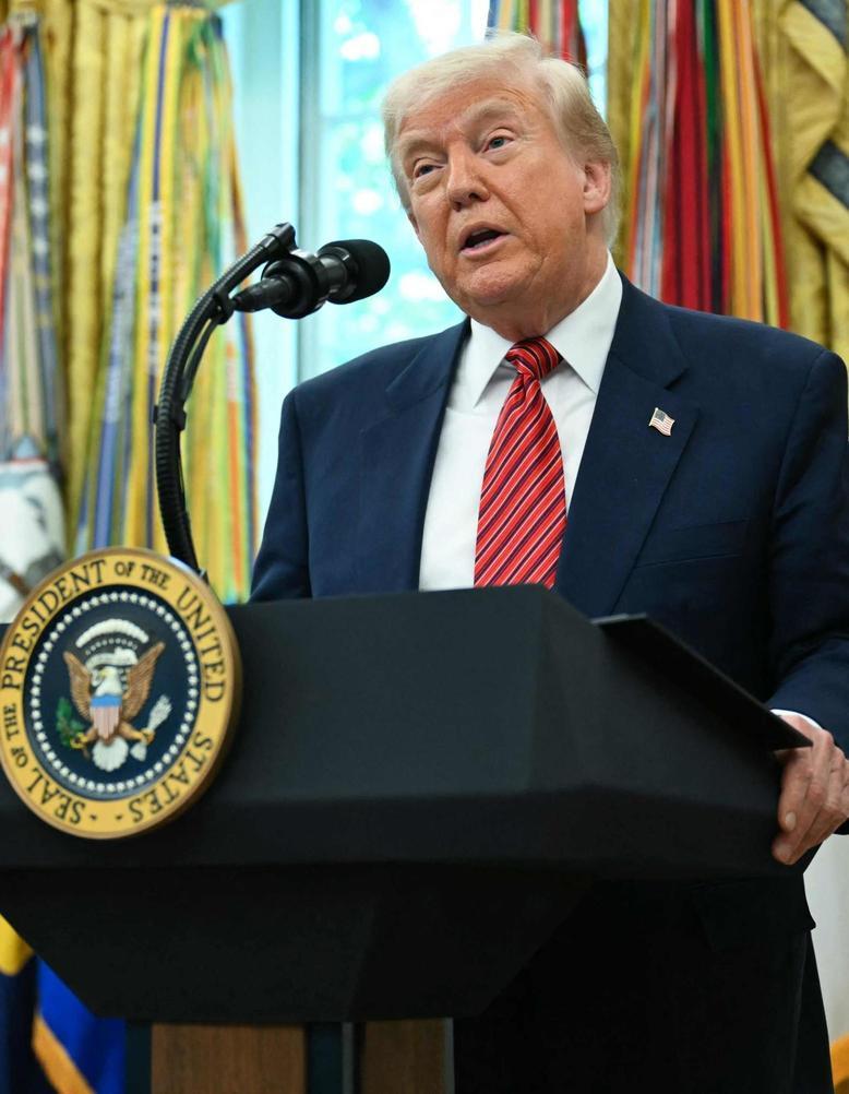 Milano, la Lega propone l'Ambrogino d'Oro a Donald Trump: “Più ...