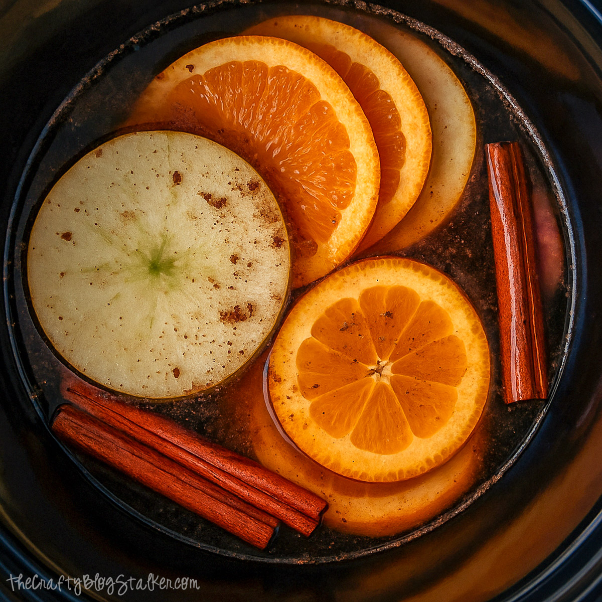 Easy and Cozy Fall Simmer Pot Recipe