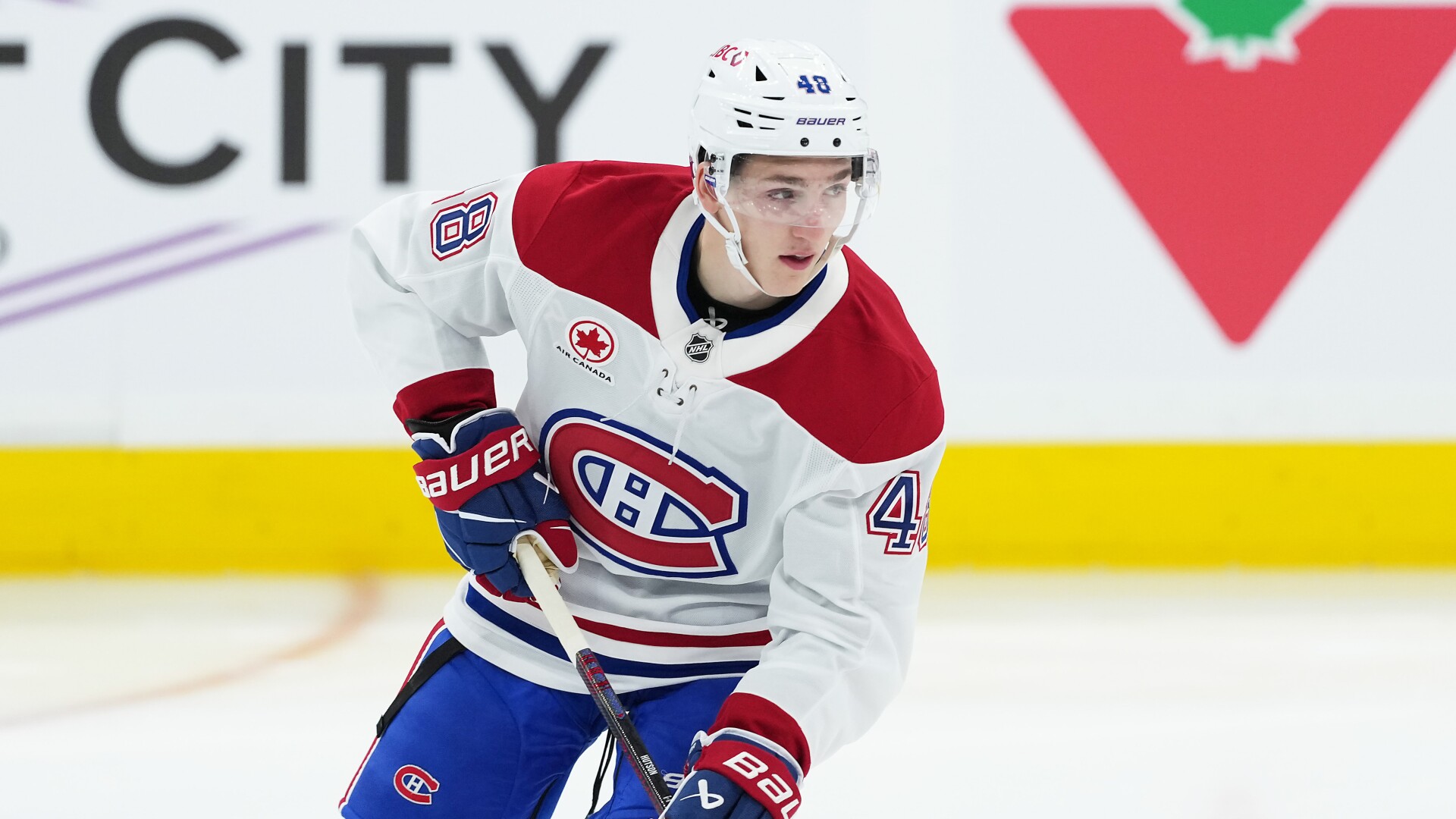 Montreal Canadiens sign 2025 rookie of the year Lane Hutson to 8-year ...