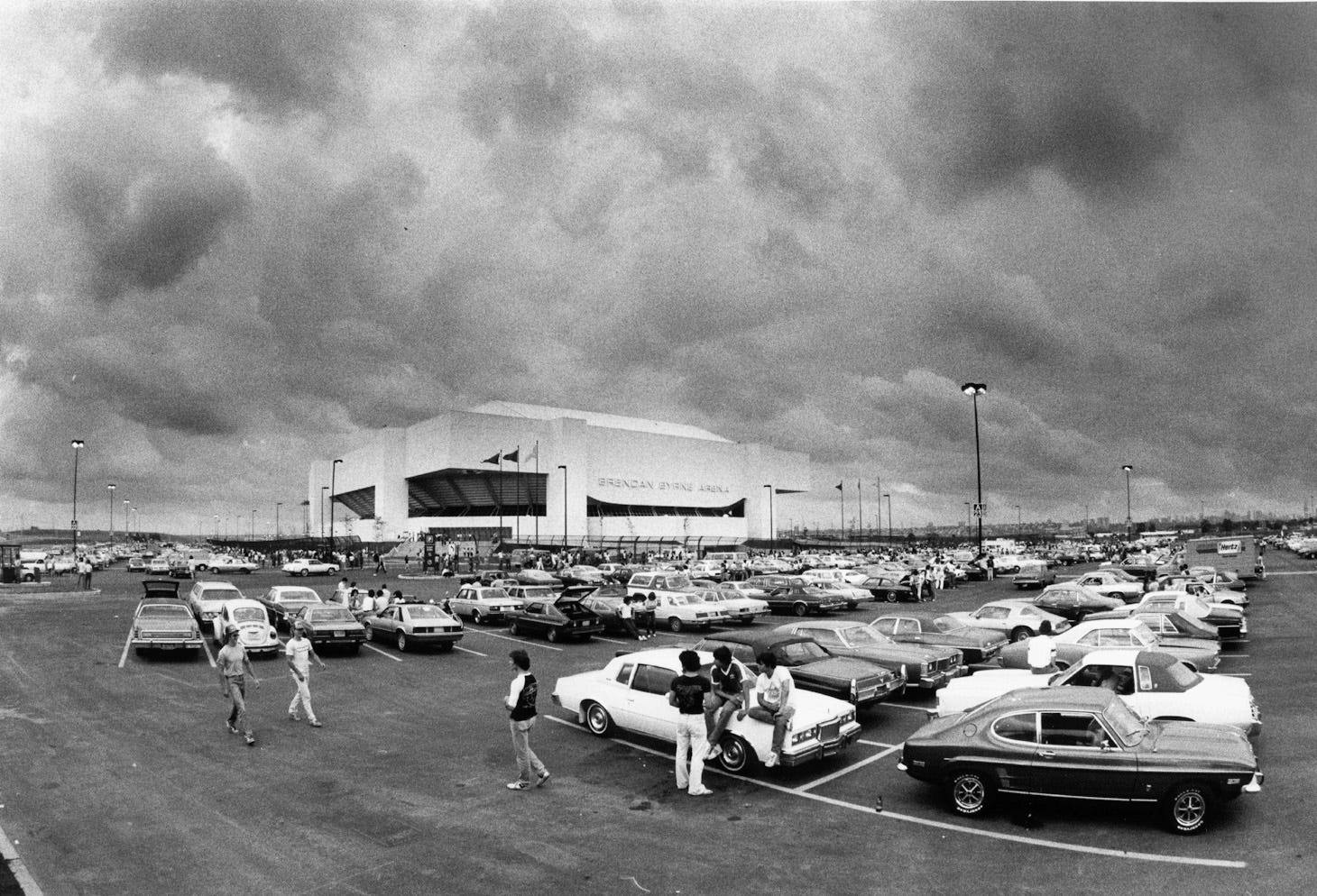 Bruce Springsteen opens new arena in East Rutherford (1981)