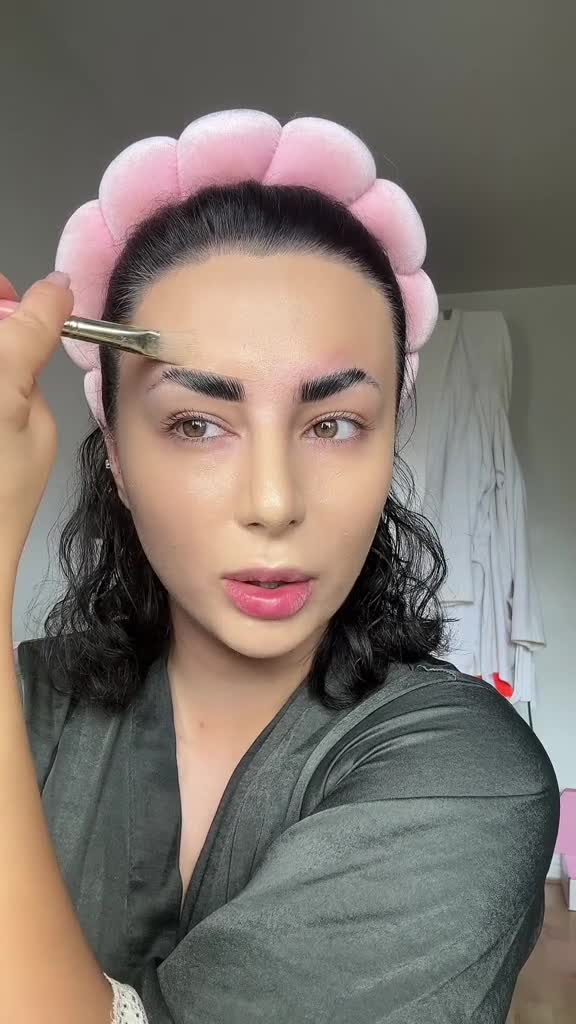 My Viral Brow Routine: Step-by-Step for Bold, Defined Eyebrows