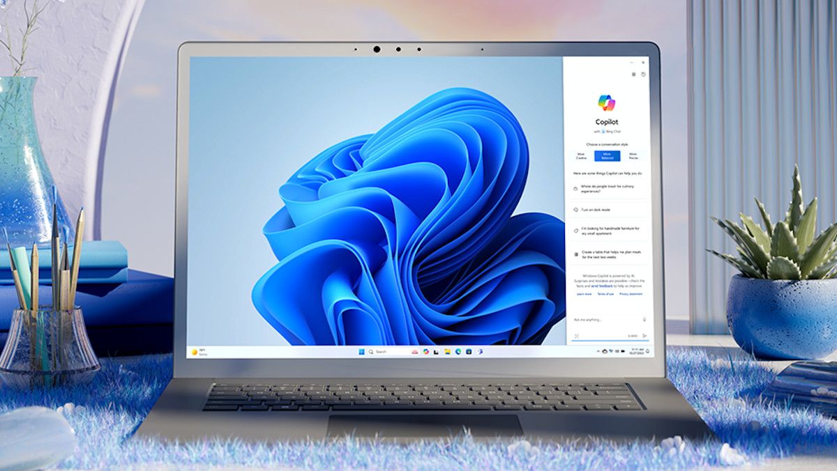 Microsoft restores Copilot sidebar in Windows 11 after pledging to ...