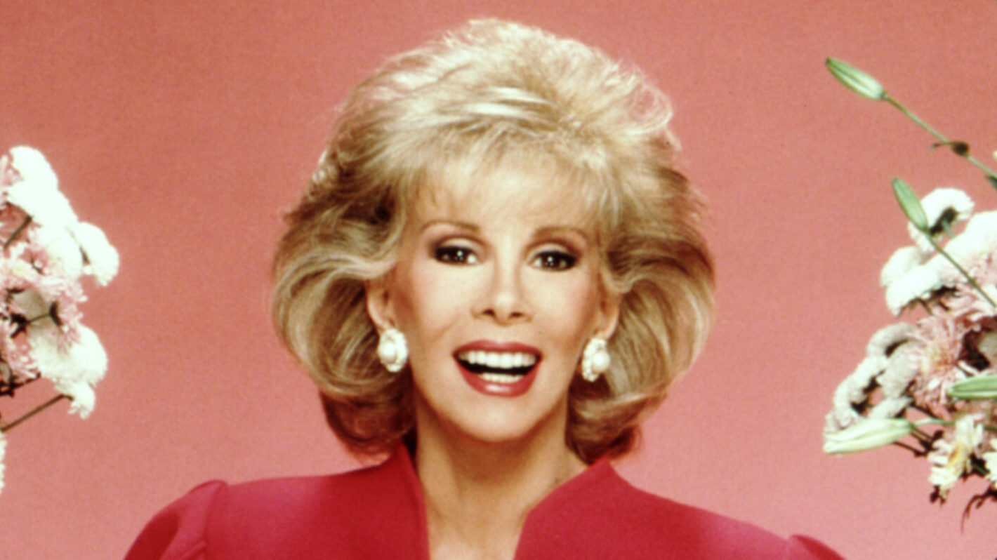 Joan Rivers’ Old Wig Sells for Over $5000 at Auction