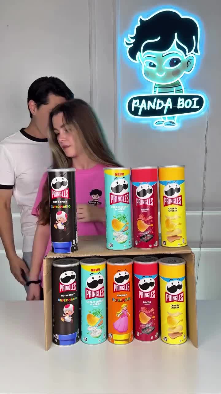 What's your guess on Pringles color?