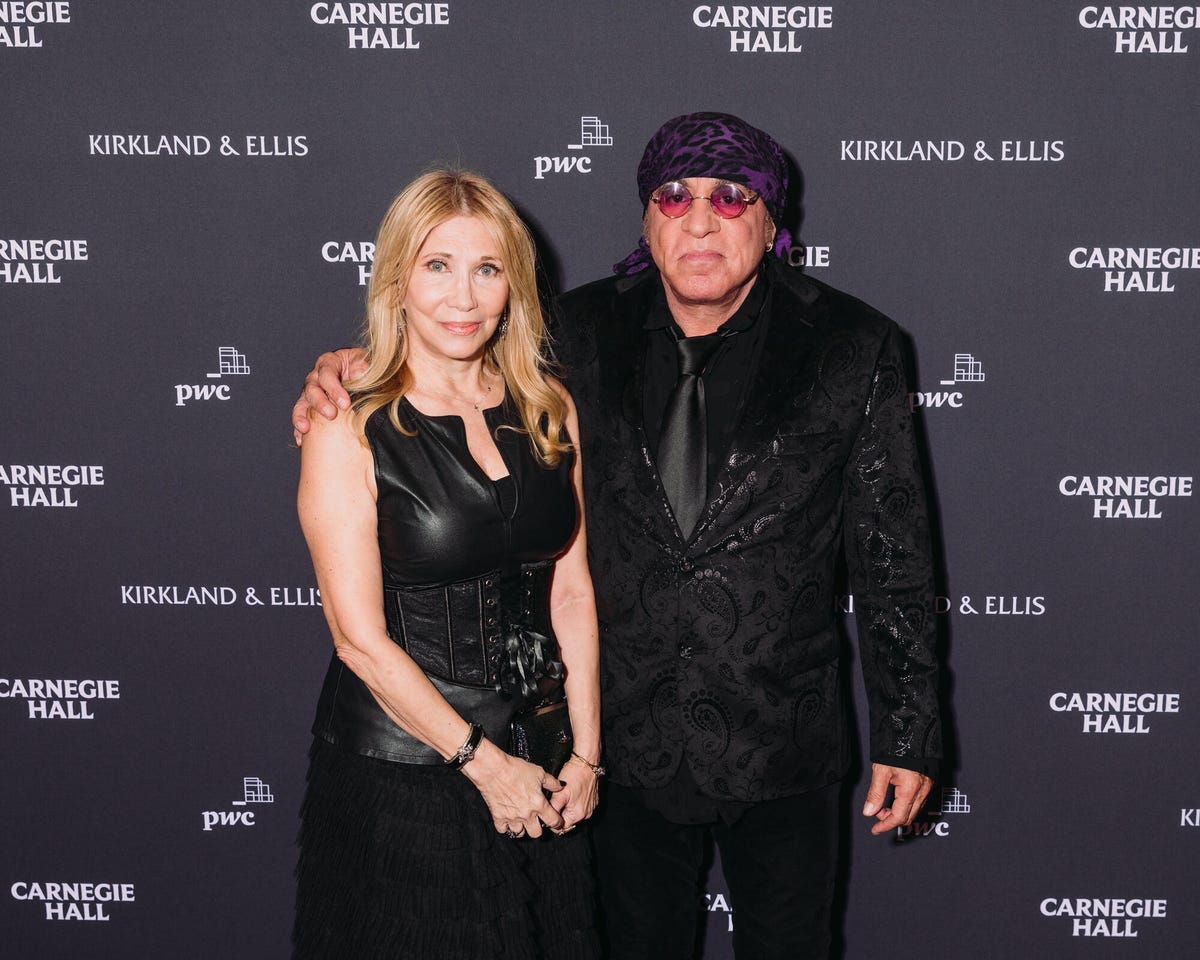 Jack Schlossberg, Candace Bushnell, and Fran Lebowitz Attended the 2025 ...