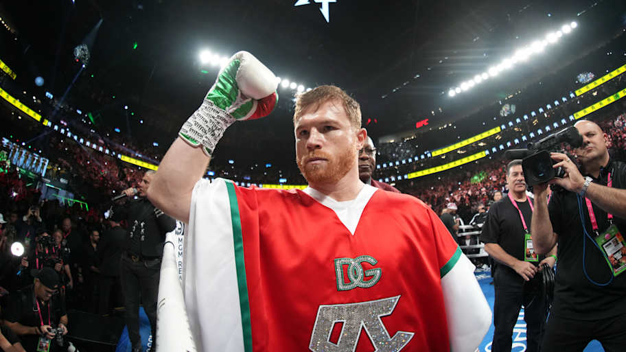 Canelo dances and sings with his daughter Emily in sweet dad birthday ...