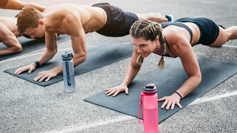 Forget Sit-ups! 3 Exercises That Effectively Train Your Abs