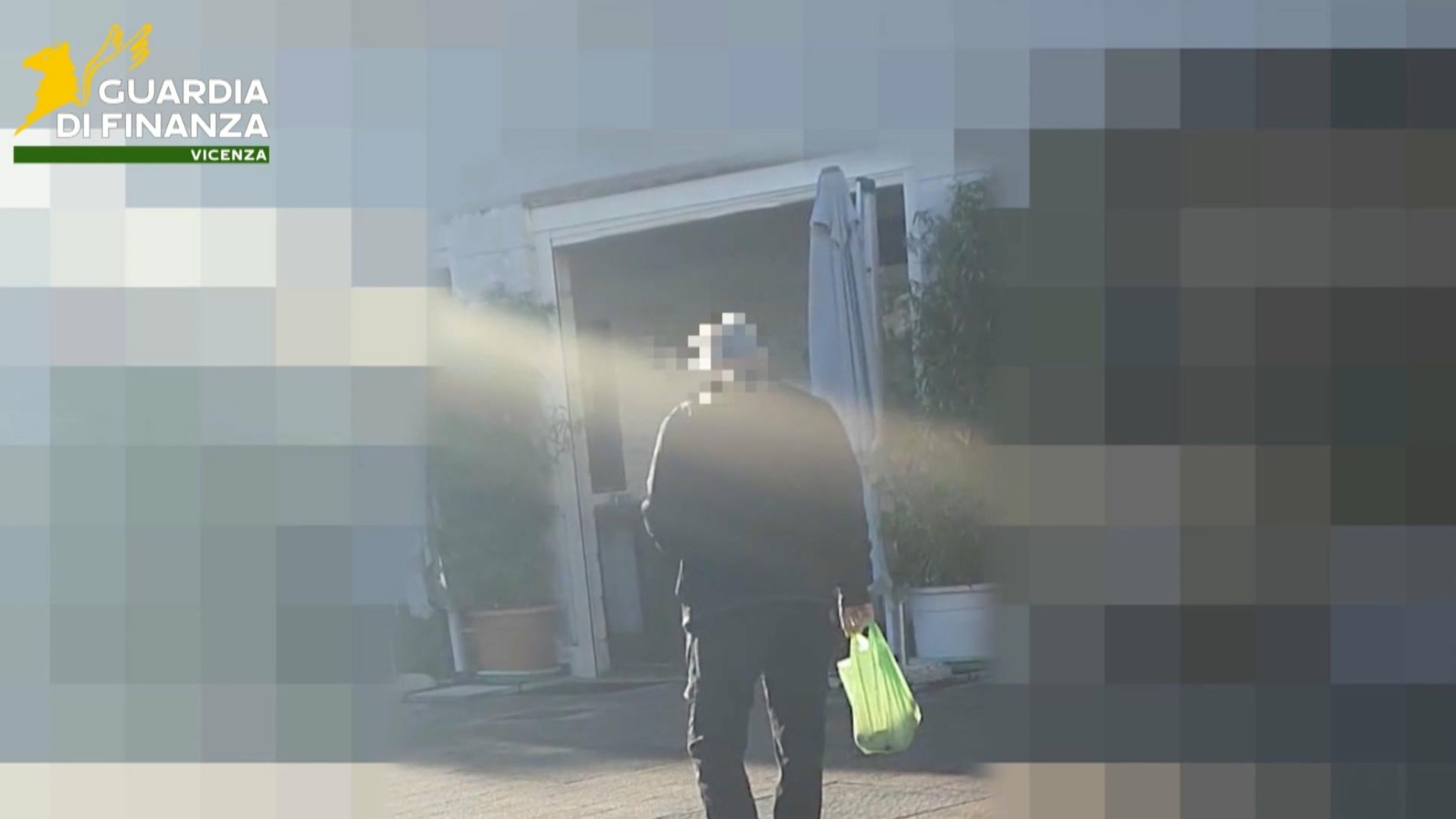 Si è finto cieco per oltre 50 anni: rinviato a giudizio un 70enne di ...