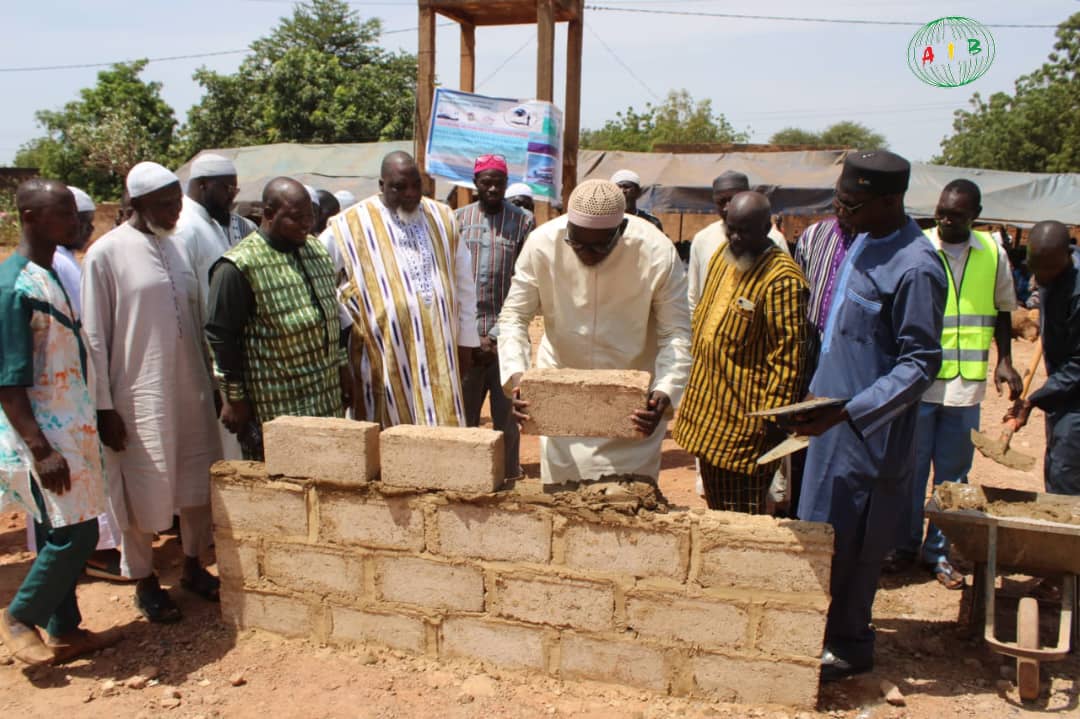 Yaadga : Pose de la première pierre de la mosquée centrale du mouvement ...