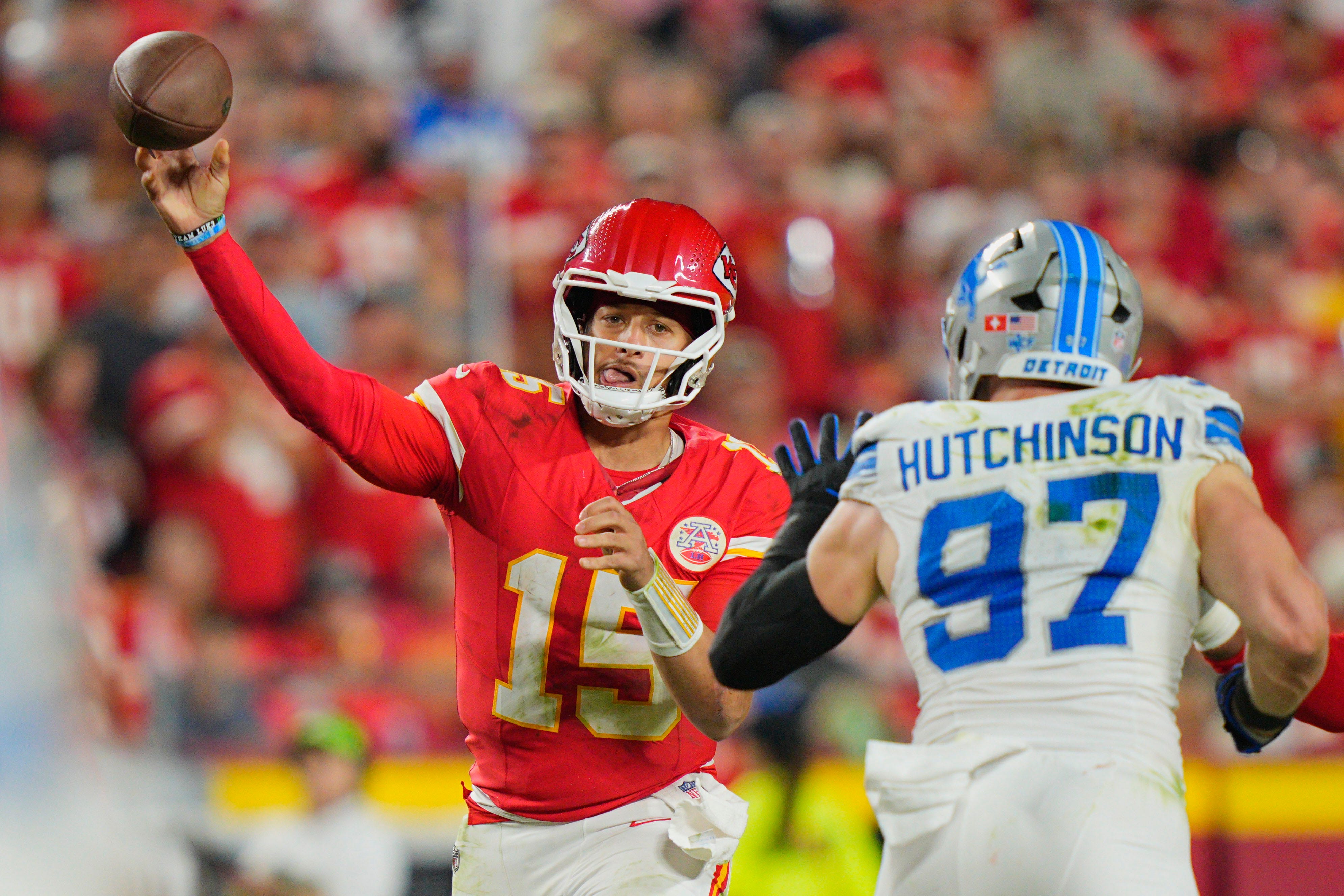 Kansas City Chiefs QB Patrick Mahomes reacts to his latest career ...