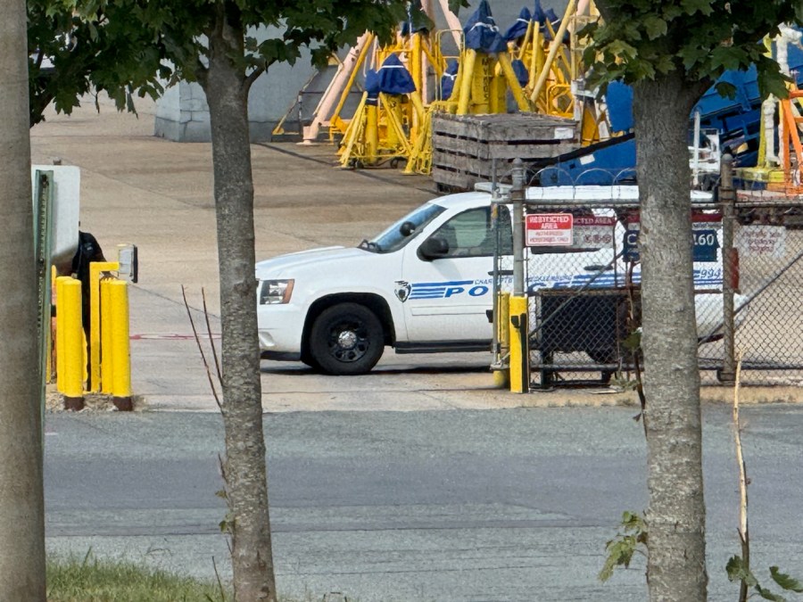 Body found in landing gear of plane from Europe at Charlotte Airport ...