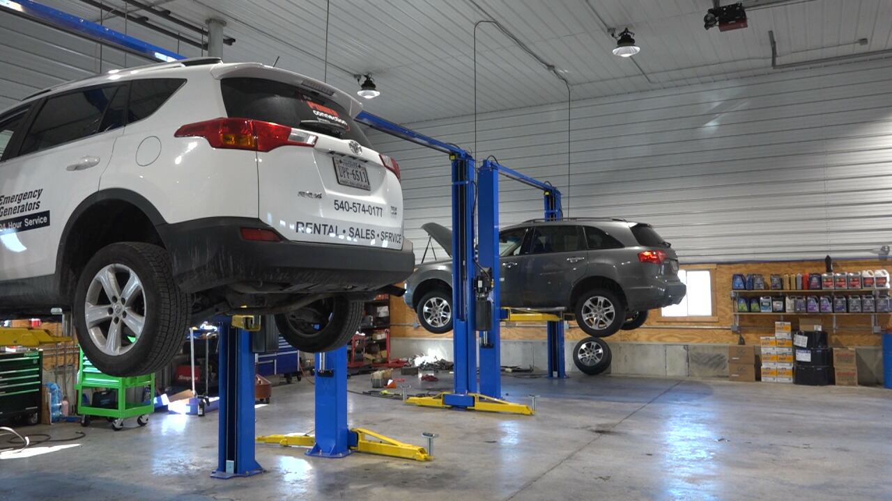 Tips for avoiding a breakdown when driving an older vehicle