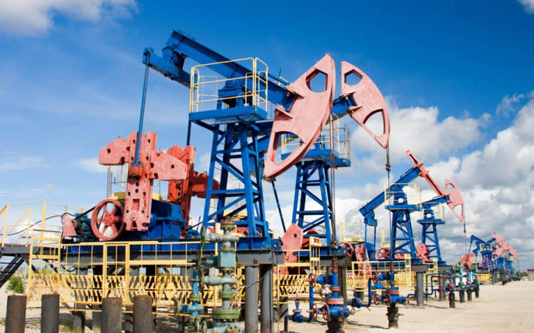 Algeria clinches $5.4 billion oil and gas deal with Saudi Arabia