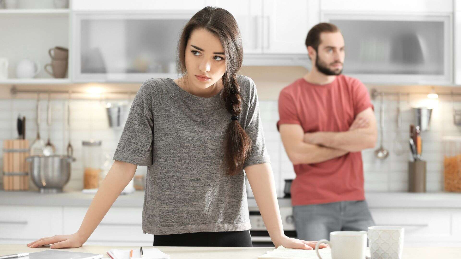 Woman wonders if she's wrong for refusing to pack her husband's ...