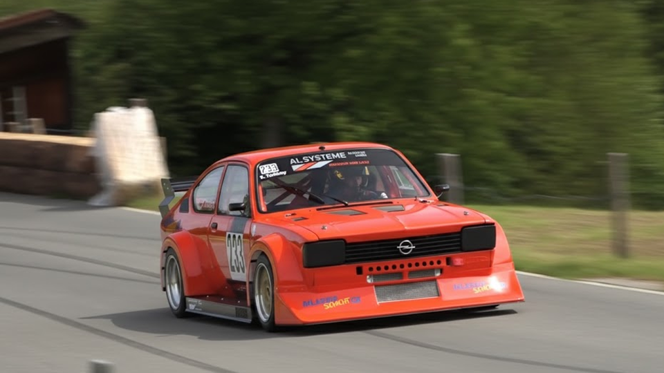 10,000rpm Hillclimb Cars BMW 2002 Gruppe 5 and VW Golf MK1