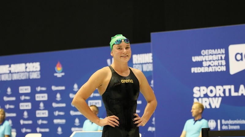 Meet Stephanie Houtman: A rising star in swimming and academics