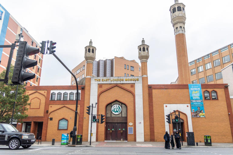 Mosque's charity run ban on women sparks controversy