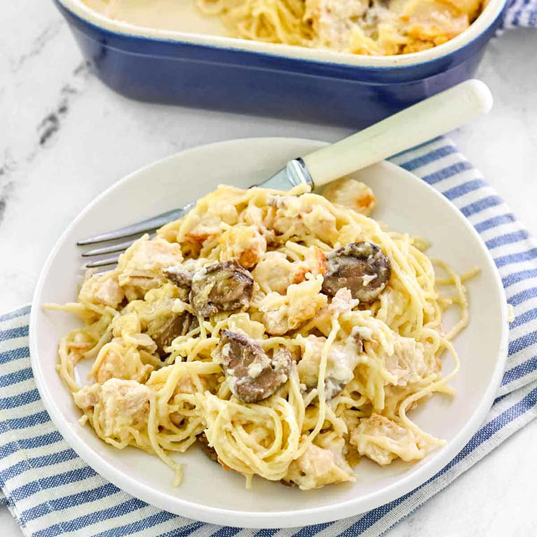 Classic chicken tetrazzini