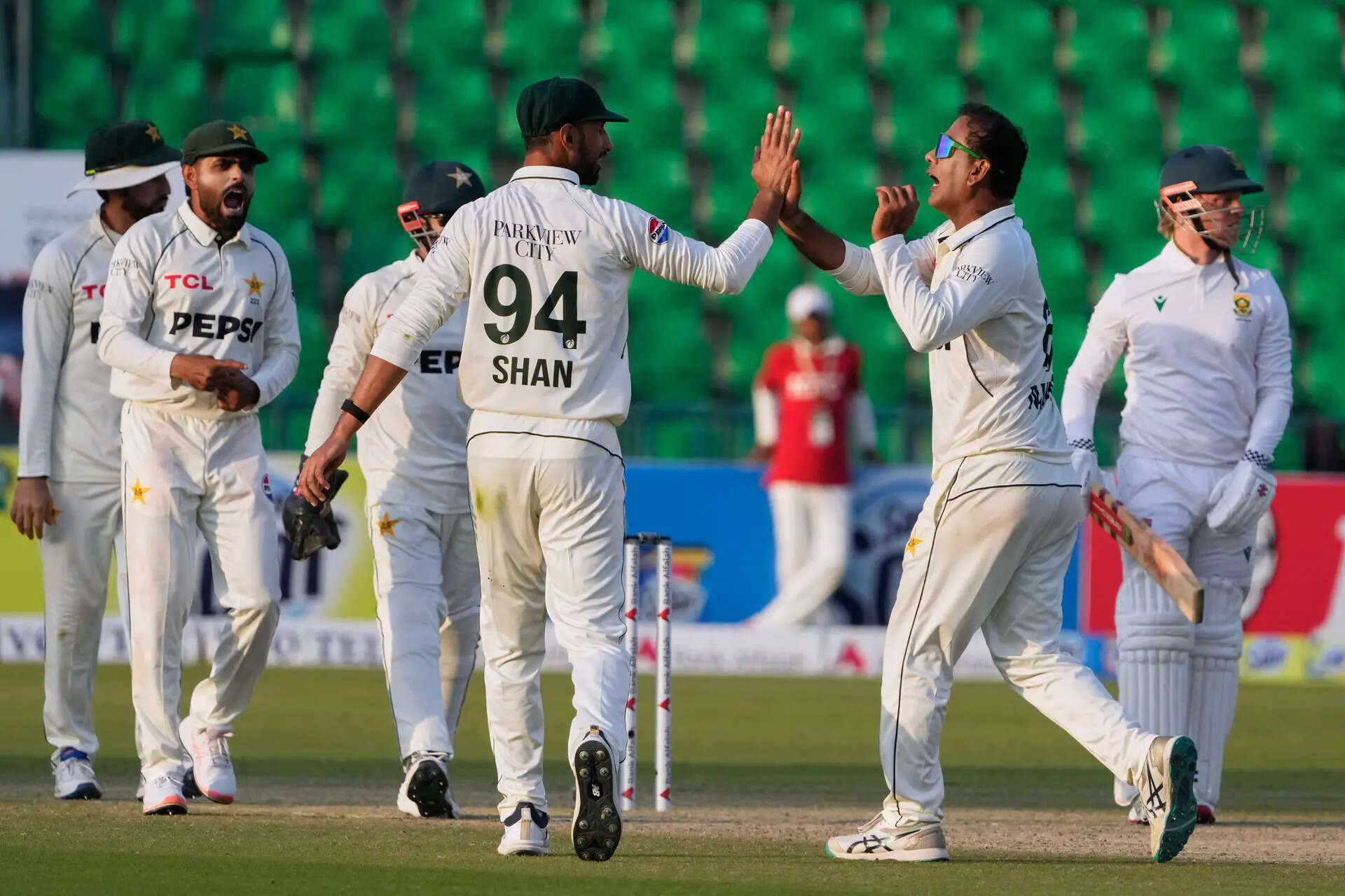 PAK vs SA, 1st Test: Noman Ali limits South Africa to 216-6 at stumps ...