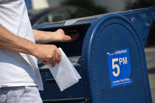 Will I get mail on Columbus Day? Inside FedEx, UPS and USPS holiday hours