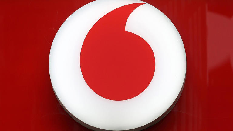 More than 130,000 Vodafone customers report outage