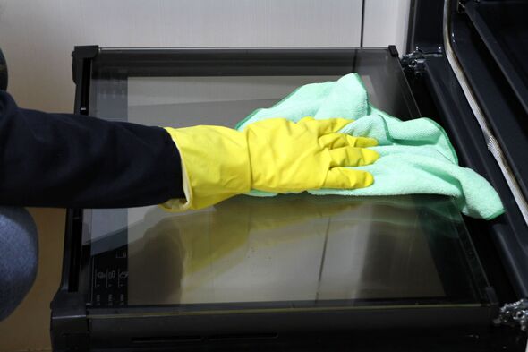 Grease will wipe clean from ovens with 3 drops of natural ingredient