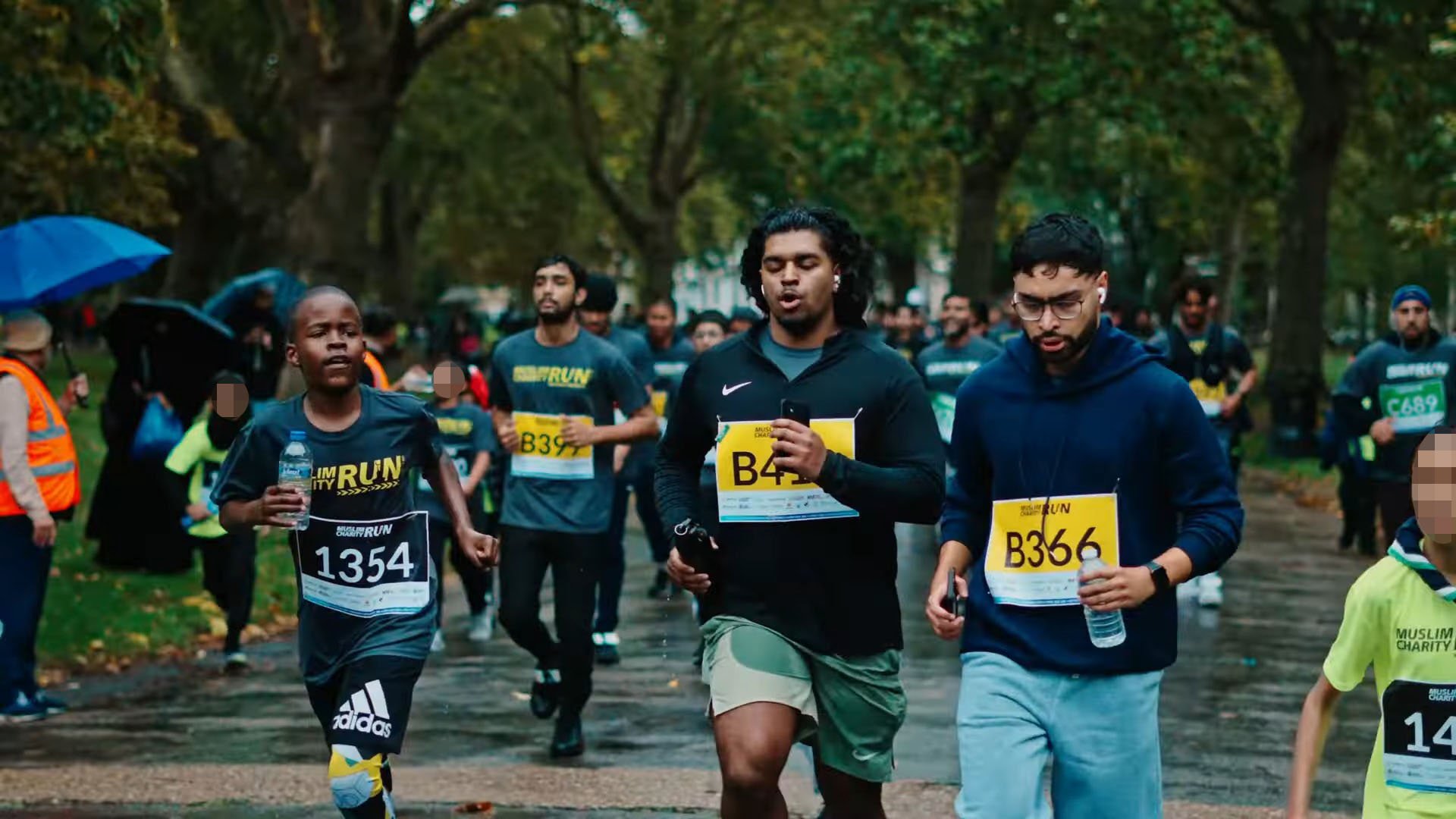 Mosque's charity run ban on women sparks controversy