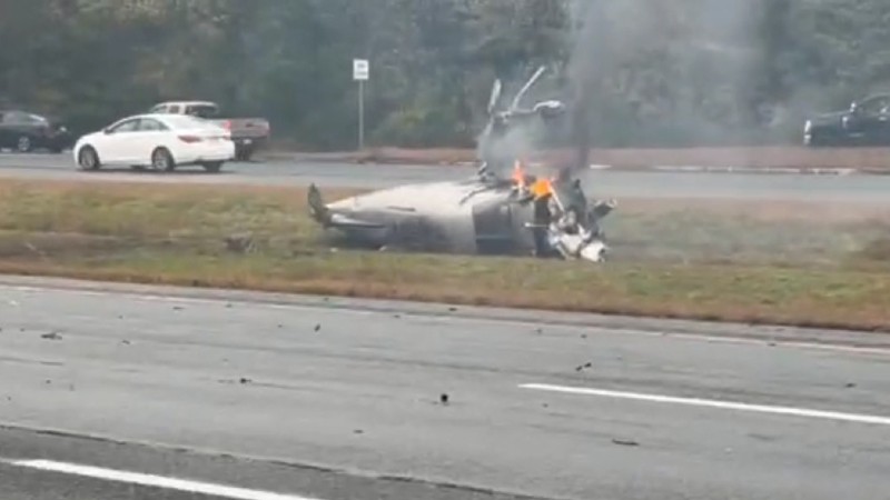 Rhode Island couple killed in plane crash on Massachusetts interstate