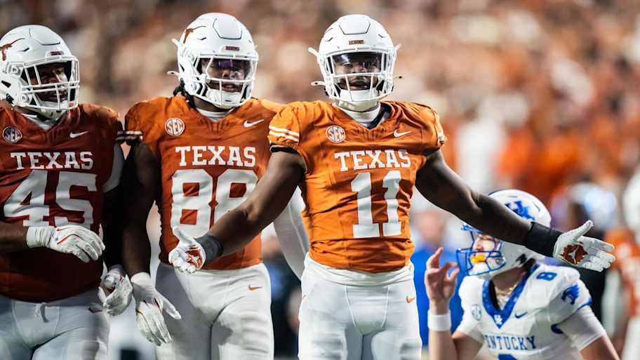 Texas Longhorns vs. Kentucky Wildcats: Week 8 Preview