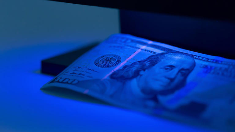 Counterfeit $100 bills reported circulating in Washtenaw County