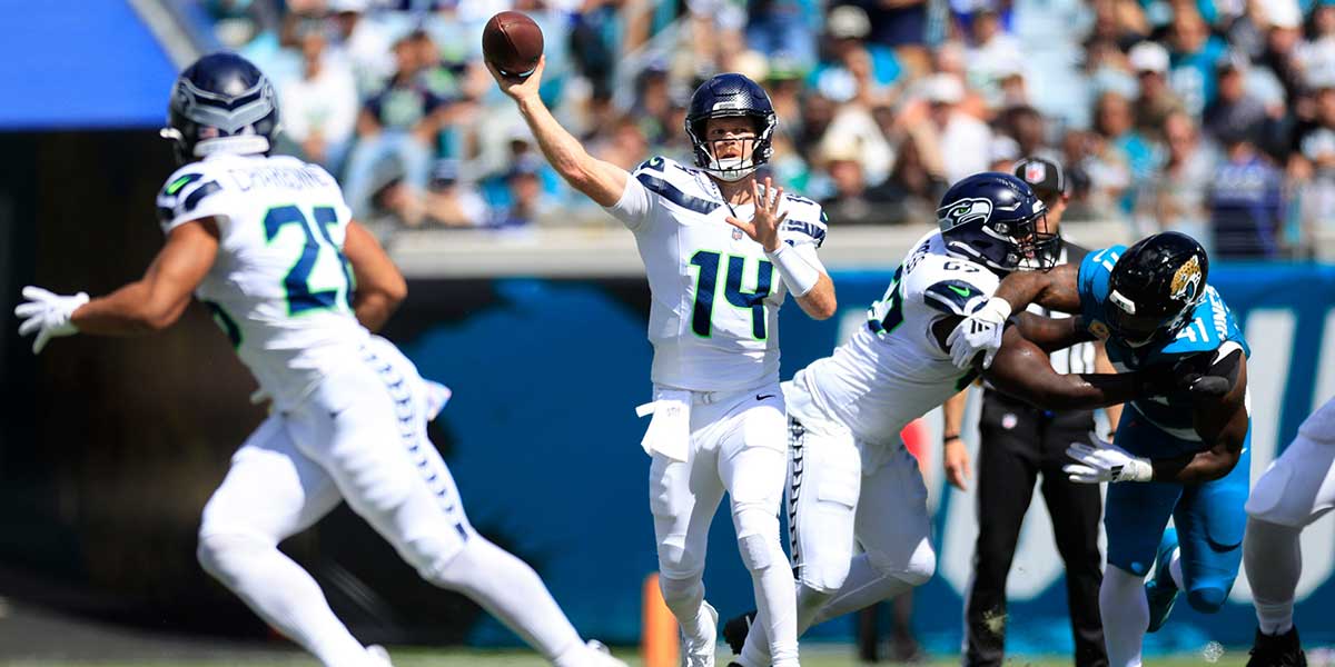 Seahawks HC Mike Macdonald’s honest assessment of Sam Darnold’s 4 INT ...
