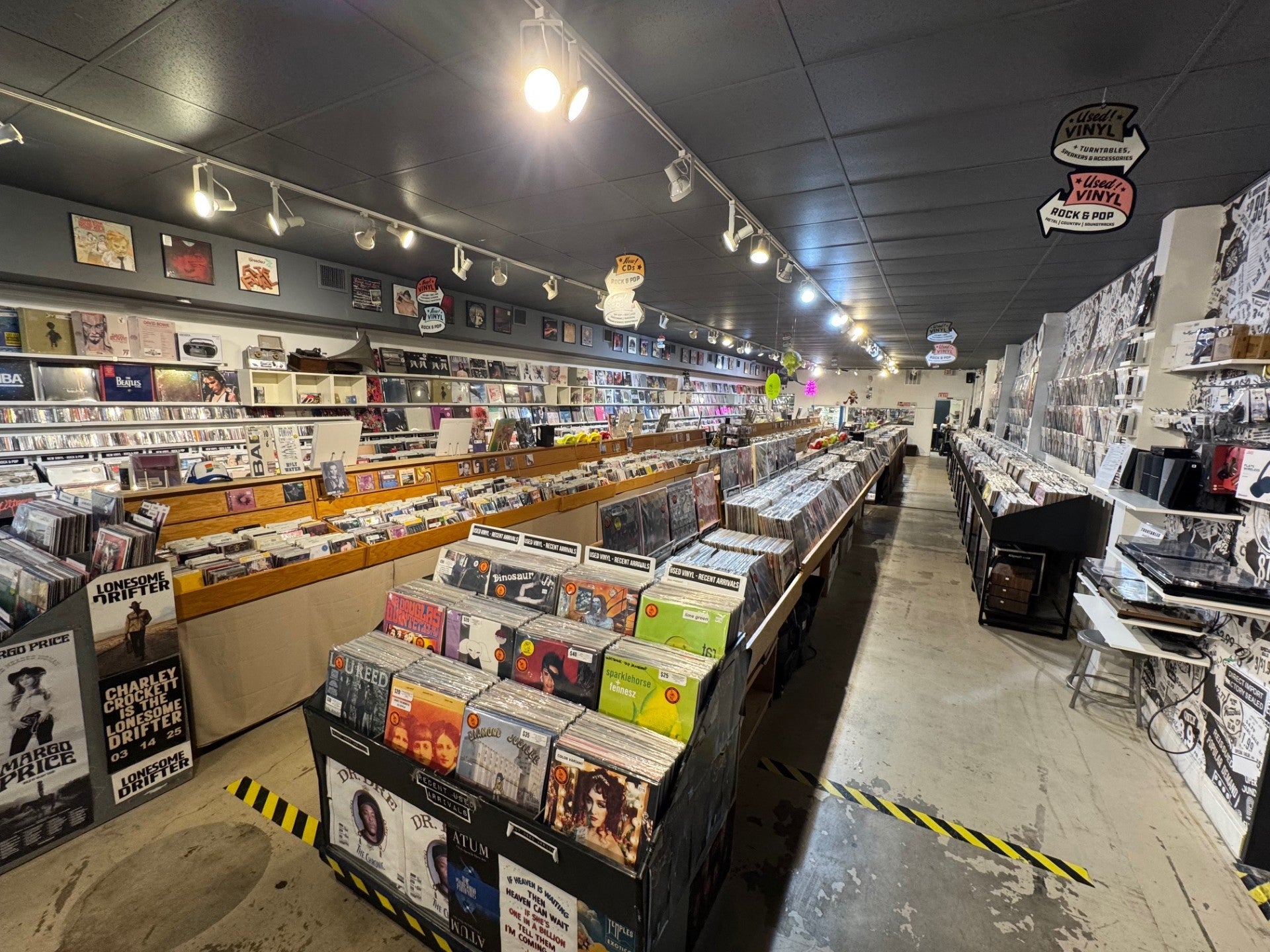 Indy CD & Vinyl to host grand reopening, unveil new live music venue