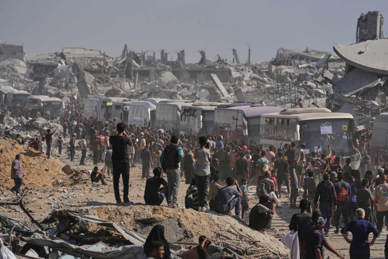 Photos: Gaza ceasefire, hostages freed, aid promised amid fragile truce