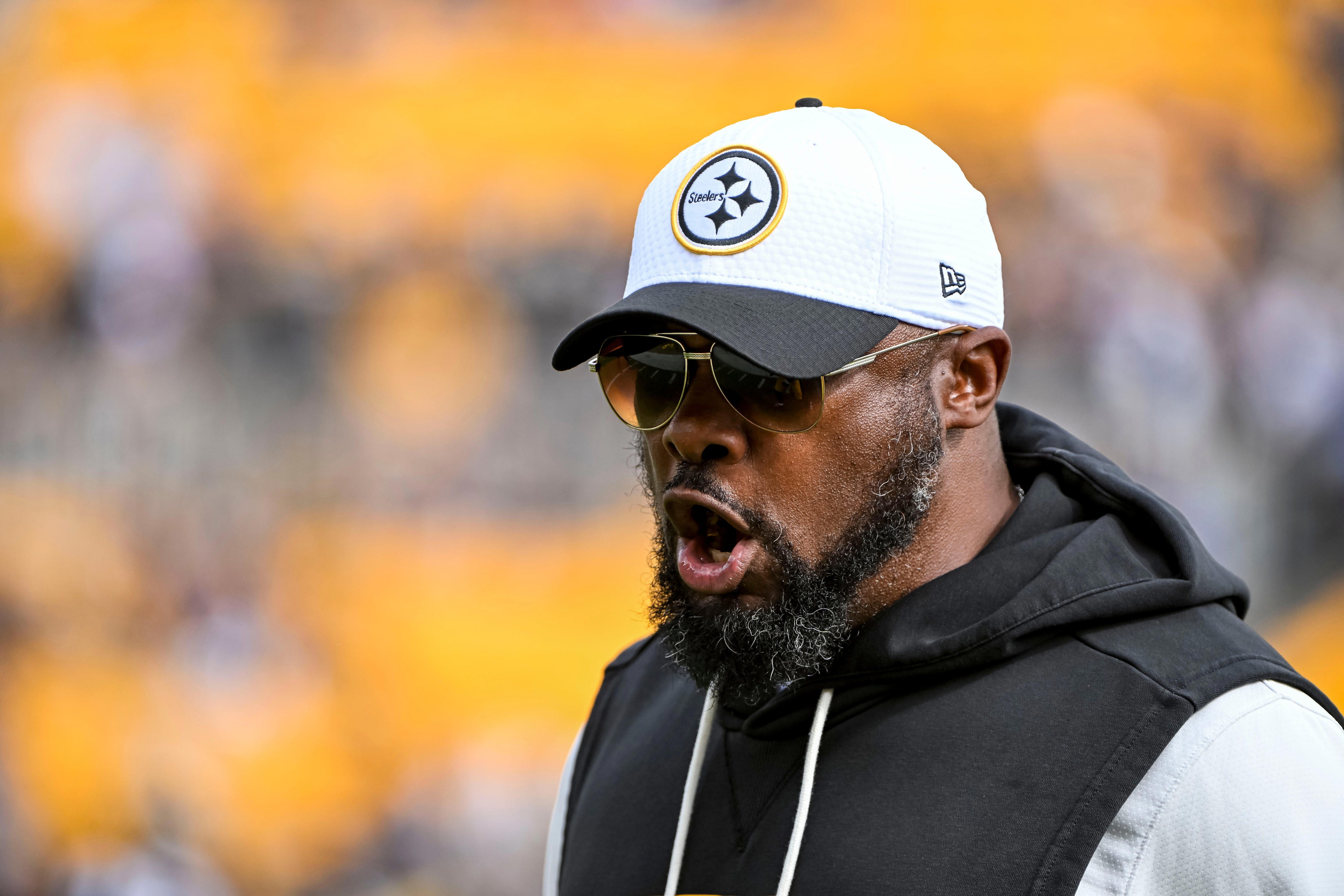 Browns GM Andrew Berry catches stray shot from Steelers HC Mike Tomlin