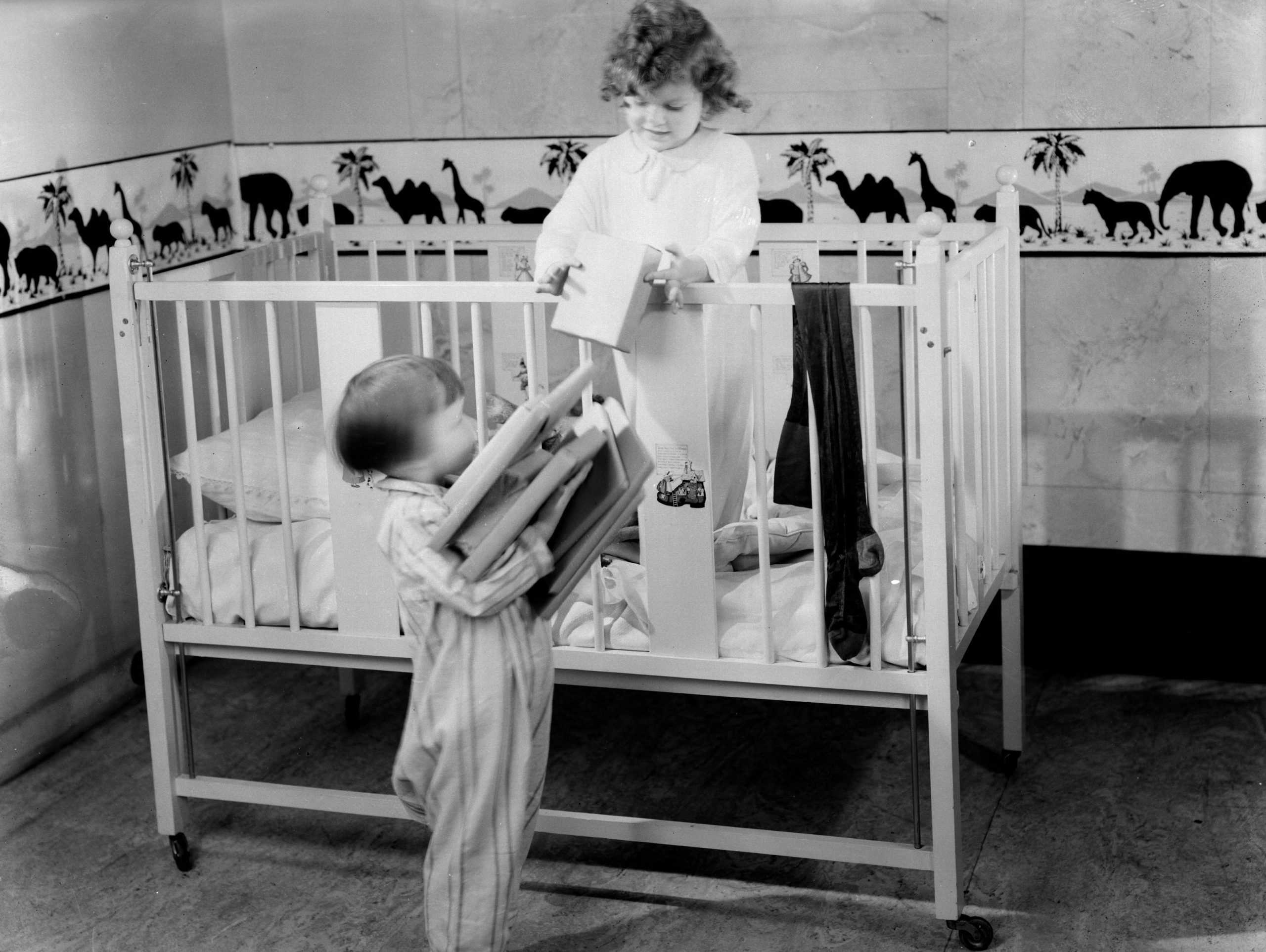 A Trip Back in Time: Normal Life in 1930s Homes