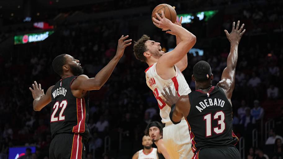 3 Keys for Miami Heat in Atlanta: Hoisting Threes, Adebayo's Scoring, More