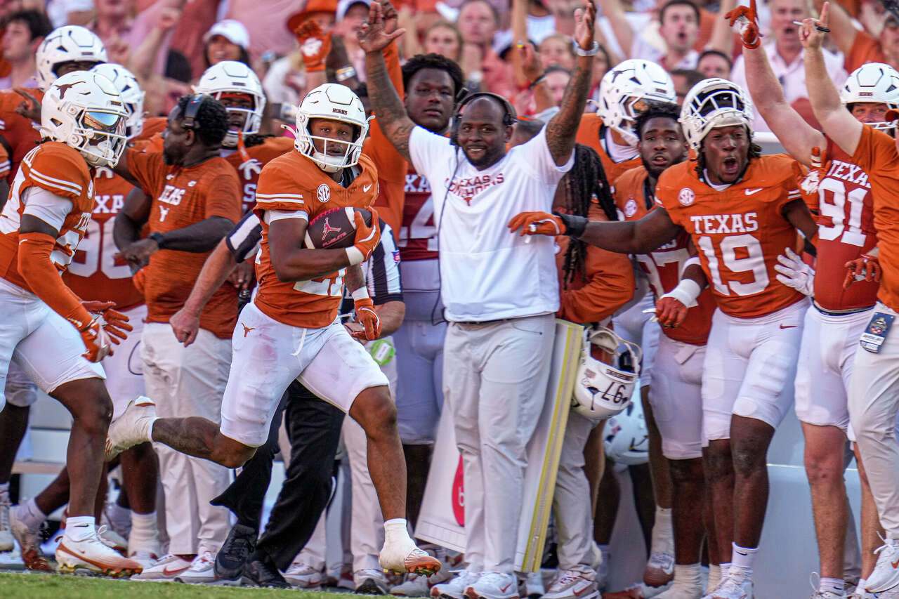 Before Texas vs OU punt return, Ryan Niblett considered transferring