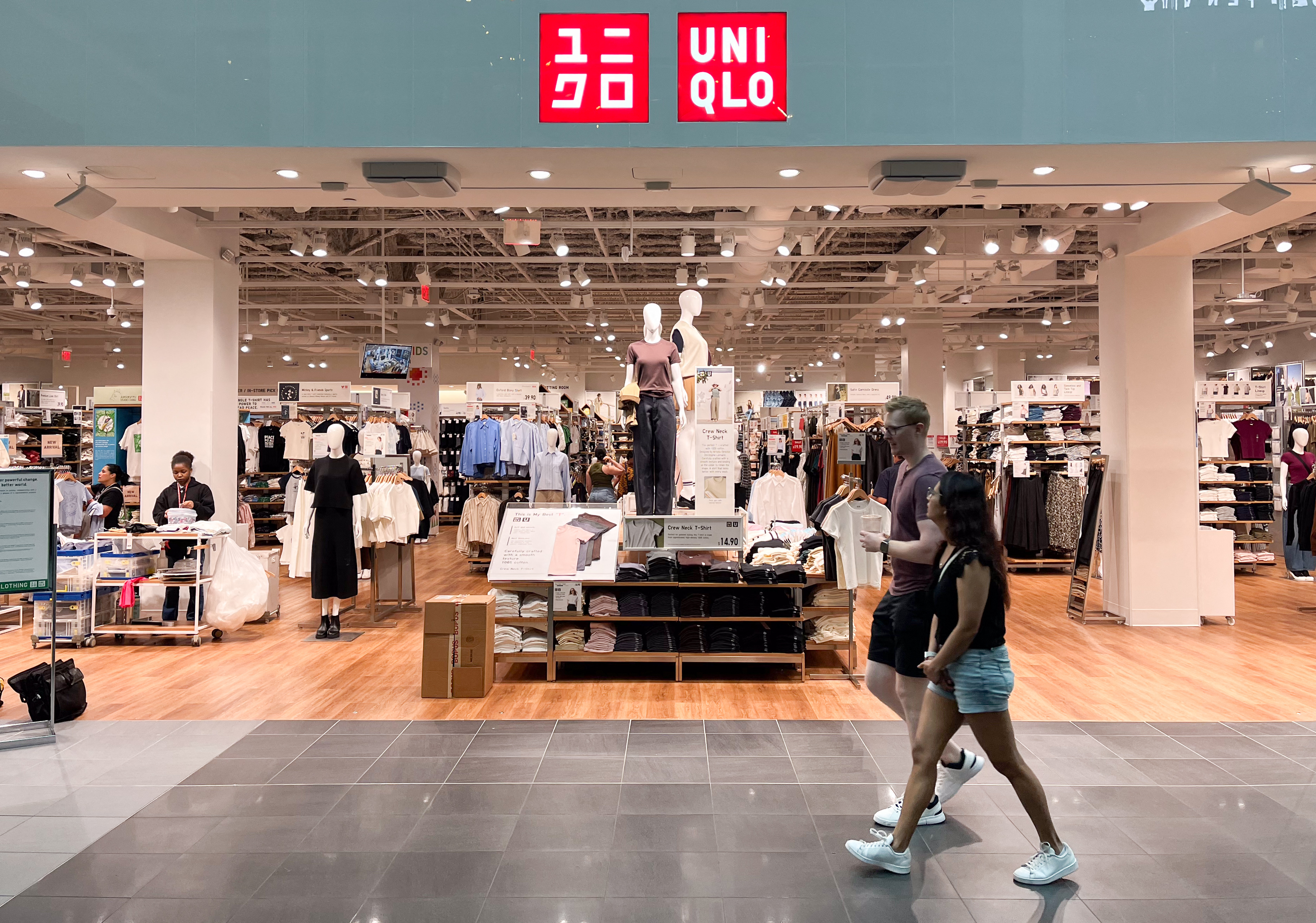 Popular Japanese brand Uniqlo opening 2 Chicago-area stores, including ...