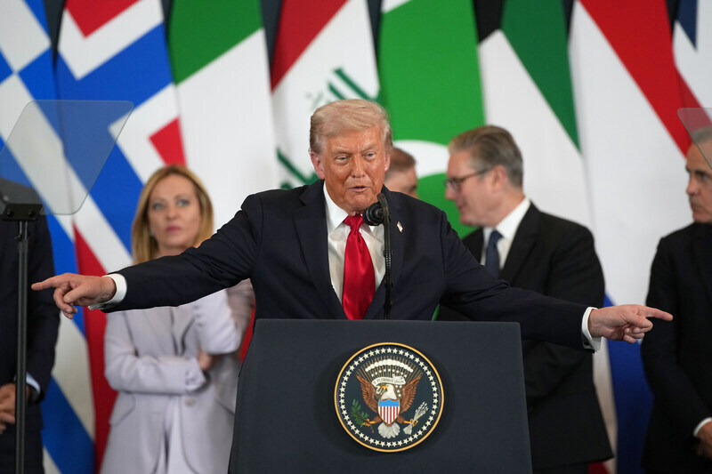 Nastal čas k obnově Pásma Gazy, uvedl Trump na schůzce lídrů v Egyptě