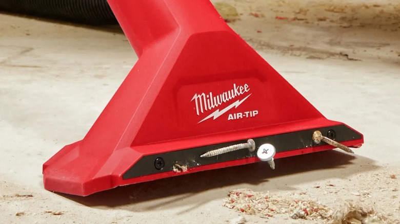 5 Useful Attachments For Your Milwaukee Backpack Vacuum (According To ...
