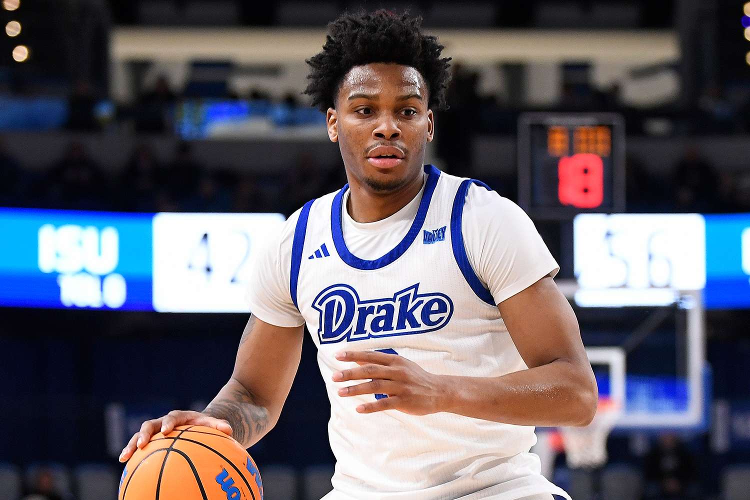 University of Iowa Basketball Star Arrested After Fight with Bar Staff ...