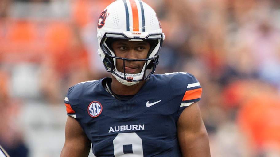 Damari Alston praise has Auburn Tigers fans fearing Deuce Knight ...